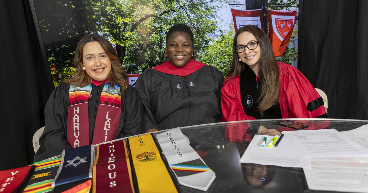Redding, HGSE Online Master’s Students to Headline Harvard Commencement ...